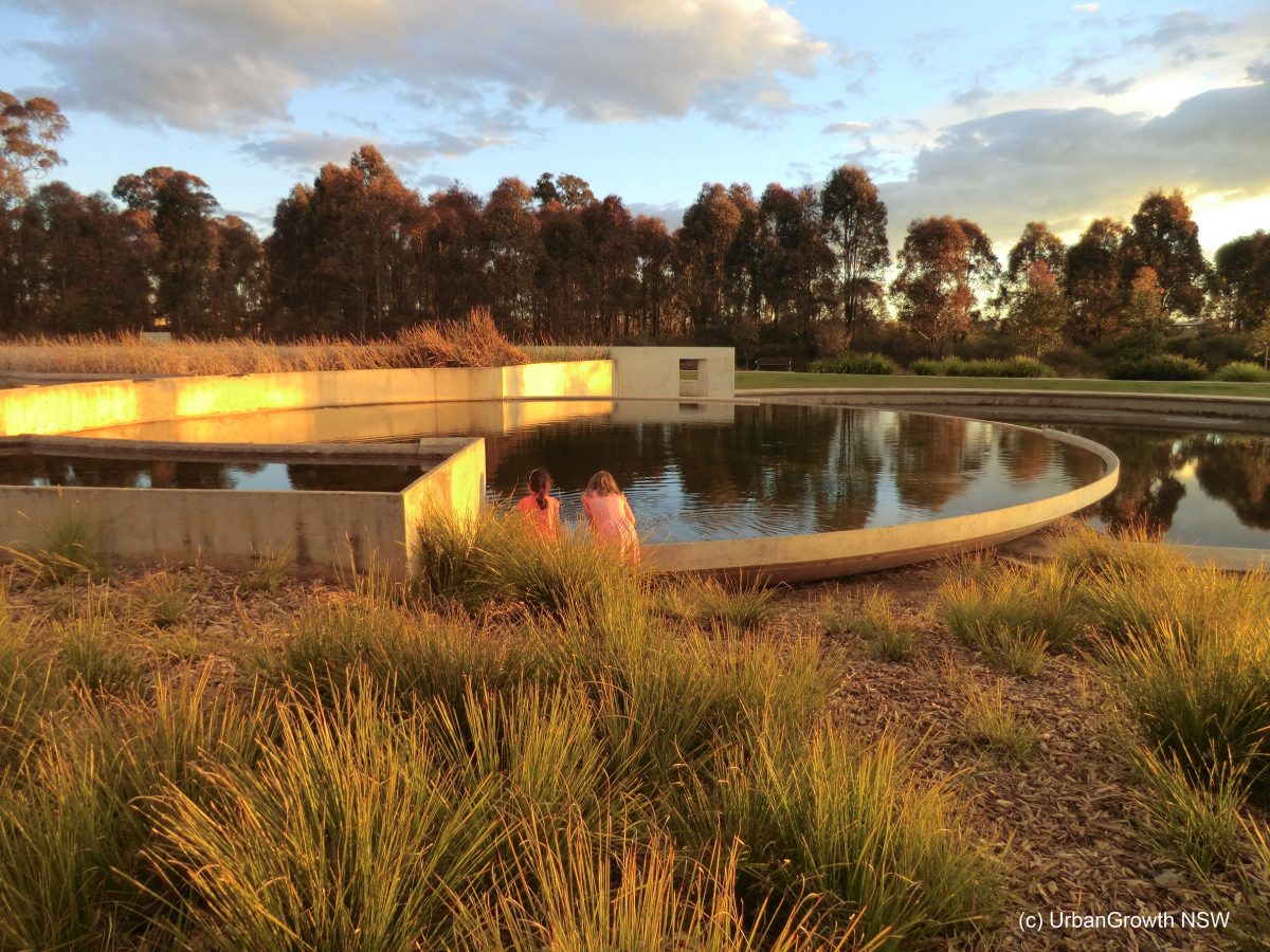 THE PONDS PARKLANDS: RIPARIAN CORRIDOR - Clouston